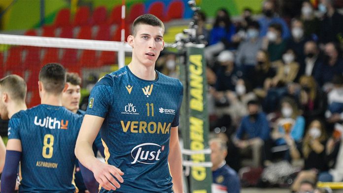 Uros Nikolic with serbian national team | Lega Pallavolo Serie A