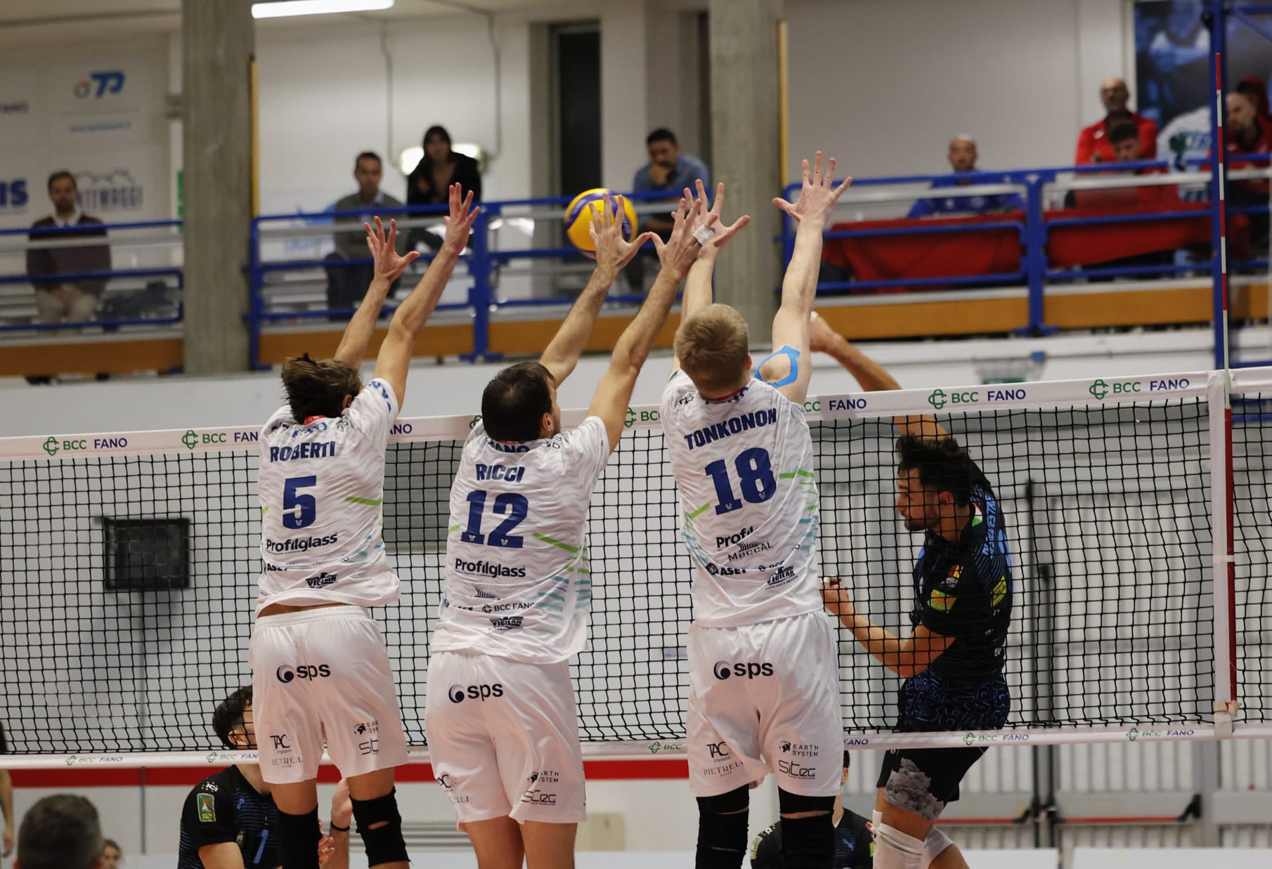 Three points for Fano | Lega Pallavolo Serie A